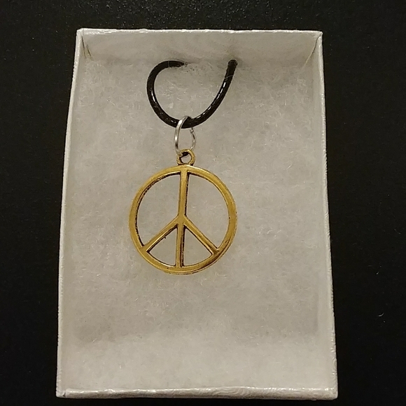 Jewelry | Gold Peace Sign Necklace | Poshmark